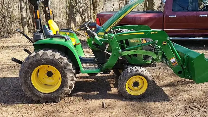 Most Common John Deere 3038E Problems and Troubleshooting Guide - Lawn Mowers Wiki